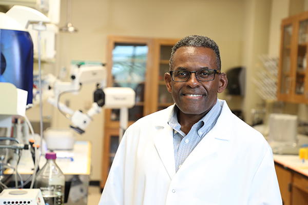 Dwayne Simmons | Baylor Connections | Baylor University